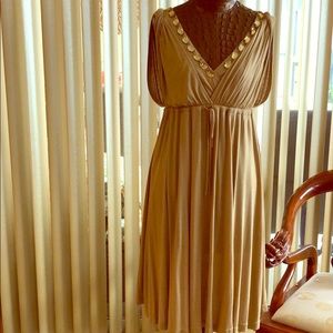 Vertigo Paris | Dresses | Sleeveless Vertigo V Neck Dress | Poshmark